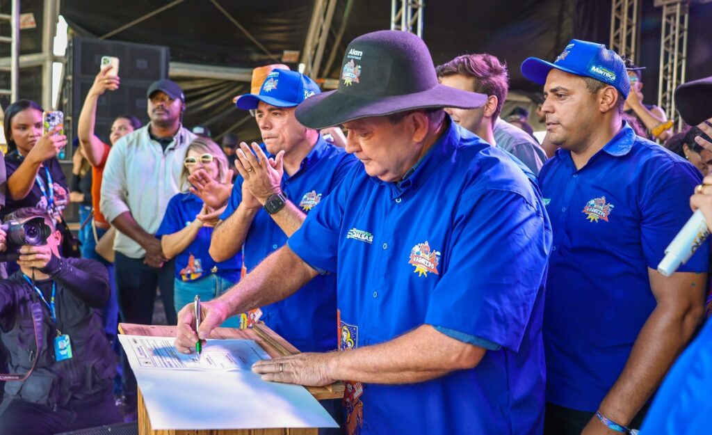 Gibão como símbolo político de Brandão - Raimundo Borges | Jornalismo